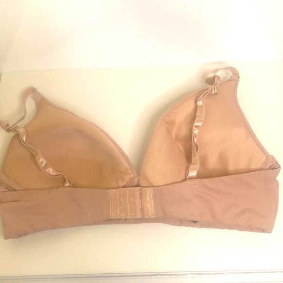 Daisy Fuentes | Intimates & Sleepwear | Daisy Fuentes Light Pink Bra ...